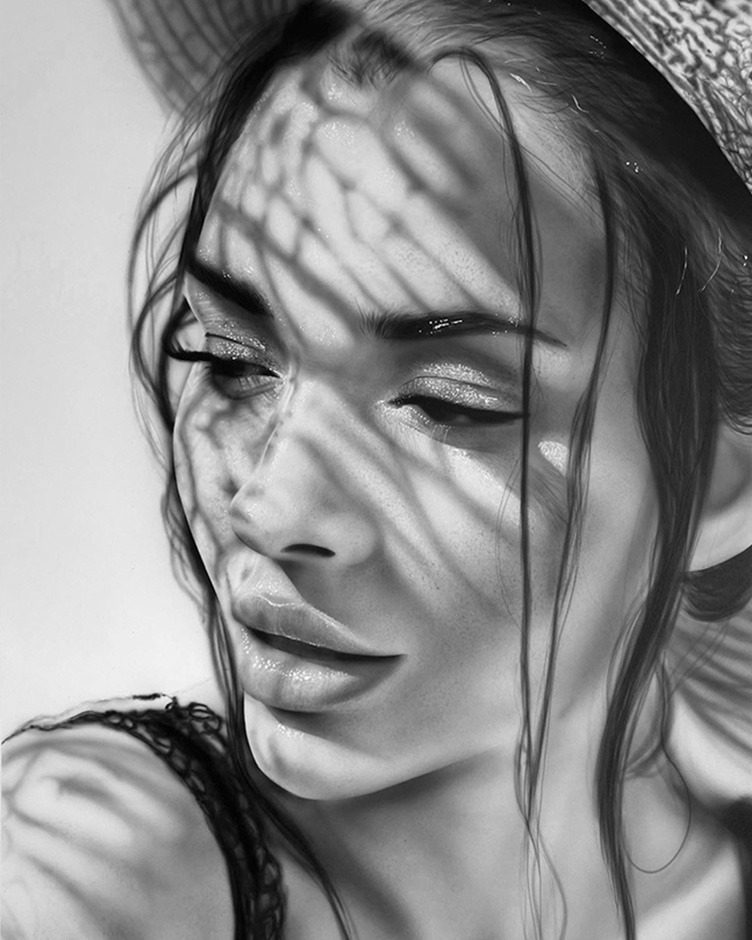 Realistic Portrait Painting using an AirBrush with Dave Pinsker - Daler ...