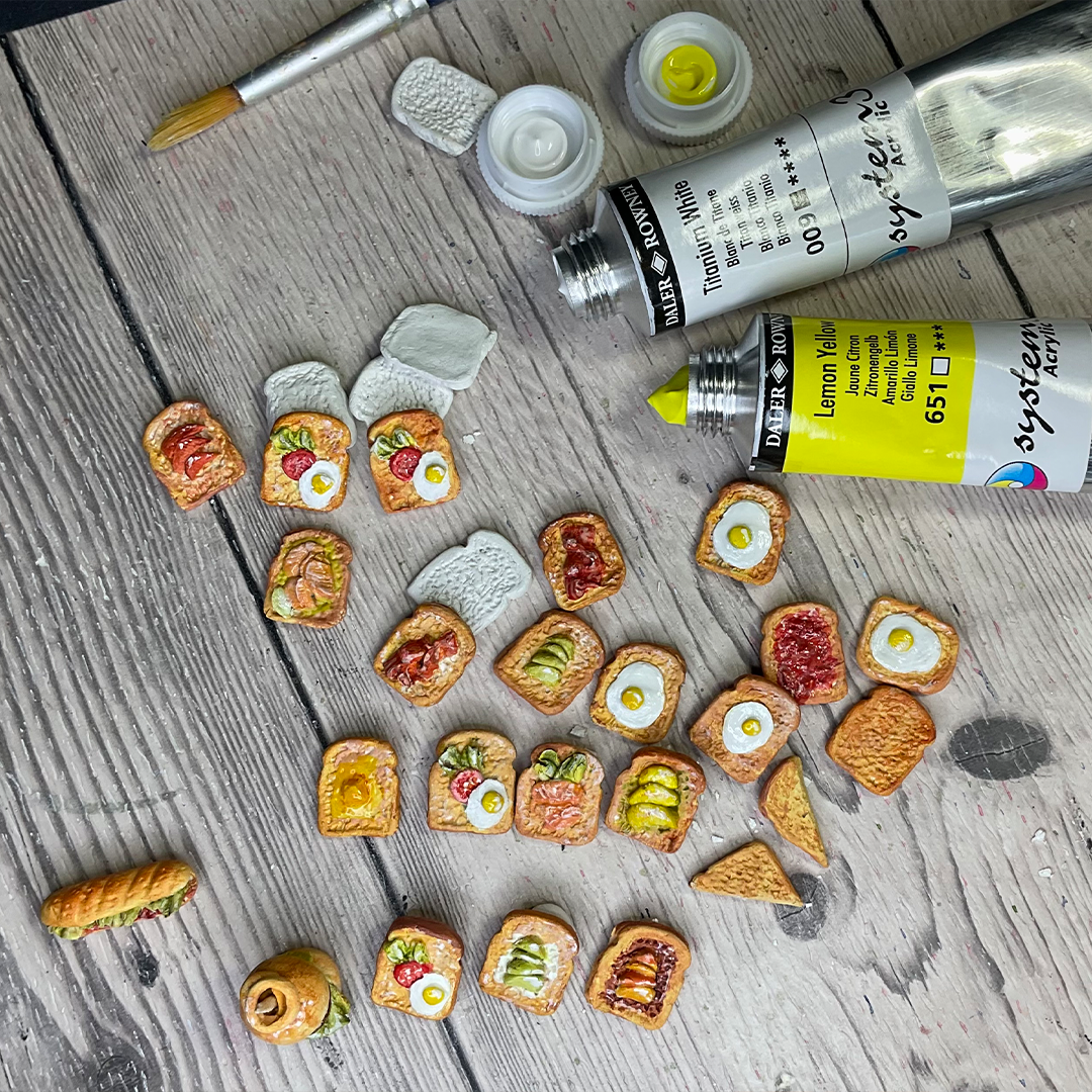 How to Use Air Dry Clay with Silicone Molds & Gesso Primer - Daler-Rowney